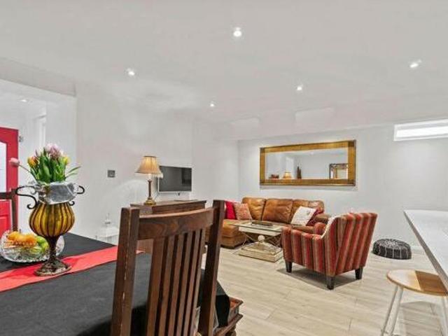 2 Bedroom Flat For Rent In London