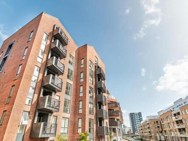 2 Bedroom Flat For Rent In London