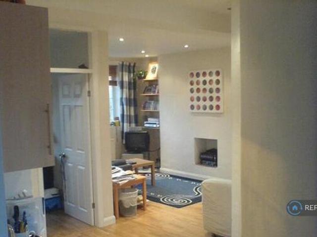 2 Bedroom Flat For Rent In London