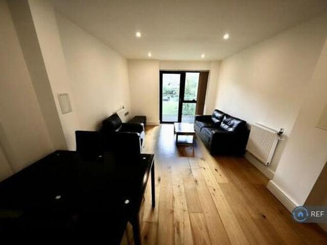 2 Bedroom Flat For Rent In London