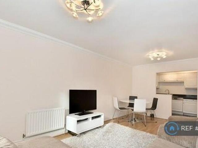 2 Bedroom Flat For Rent In London