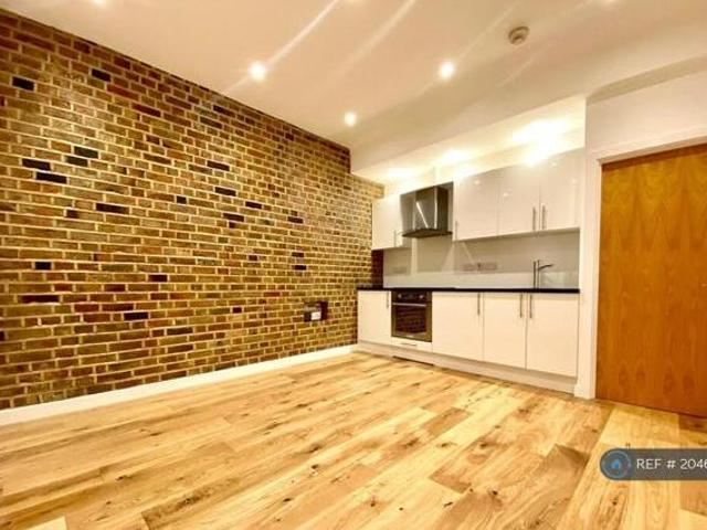 2 Bedroom Flat For Rent In London