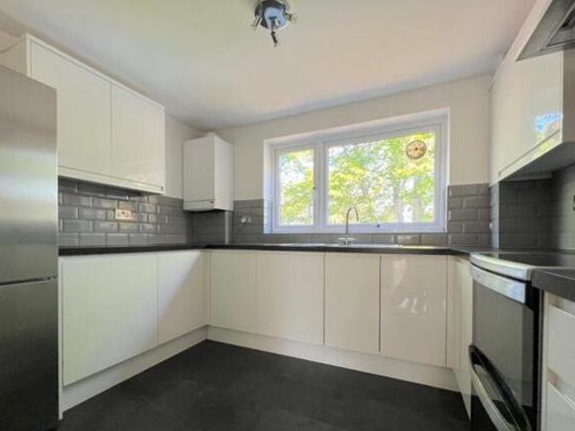 2 Bedroom Flat For Rent In London