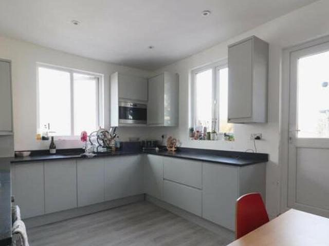 2 Bedroom Flat For Rent In London