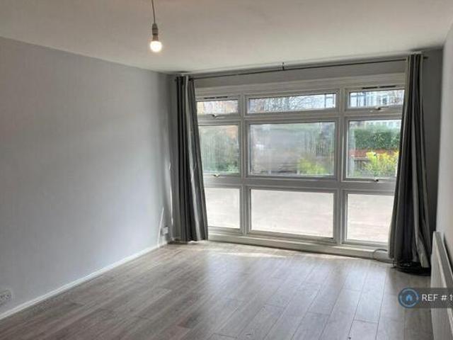 2 Bedroom Flat For Rent In London