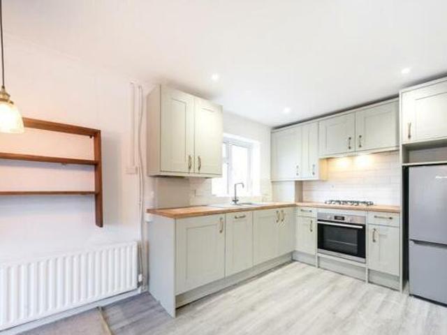 2 Bedroom Flat For Rent In London