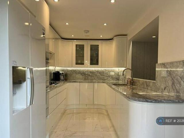 2 Bedroom Flat For Rent In London
