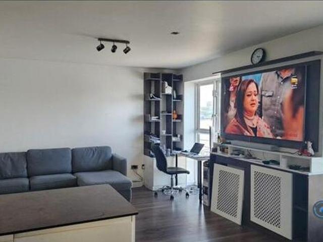 2 Bedroom Flat For Rent In London