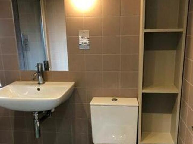 2 Bedroom Flat For Rent In London