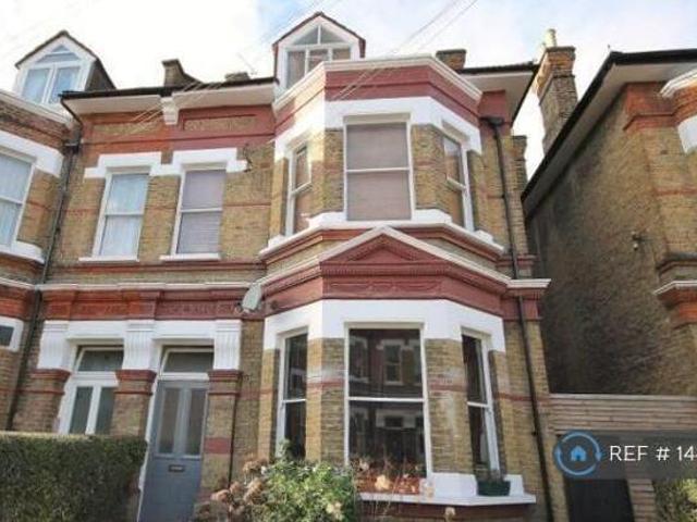 2 Bedroom Flat For Rent In London