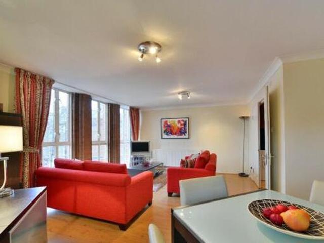 2 Bedroom Flat For Rent In London