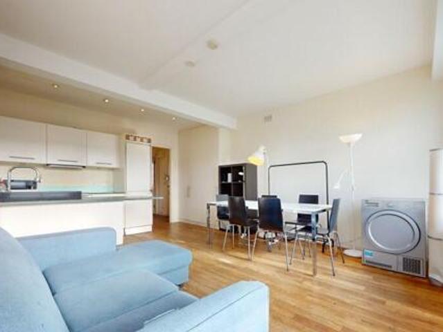 2 Bedroom Flat For Rent In London