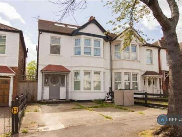 2 Bedroom Flat For Rent In London