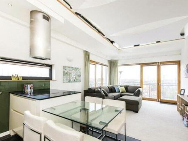 2 Bedroom Flat For Rent In London