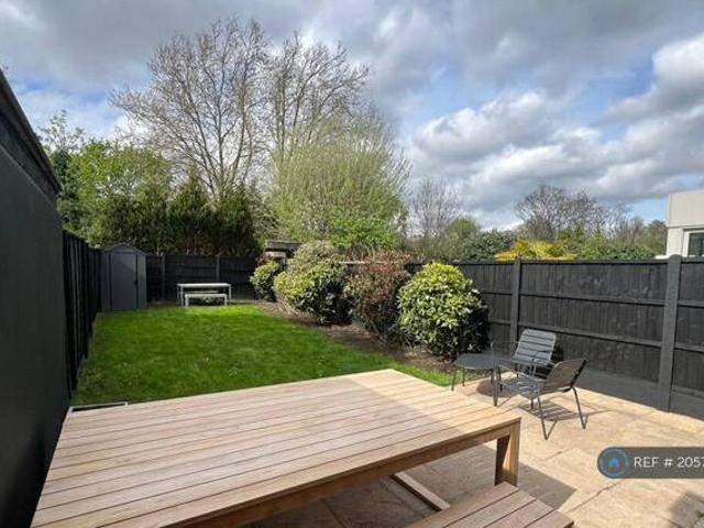 2 Bedroom Flat For Rent In London