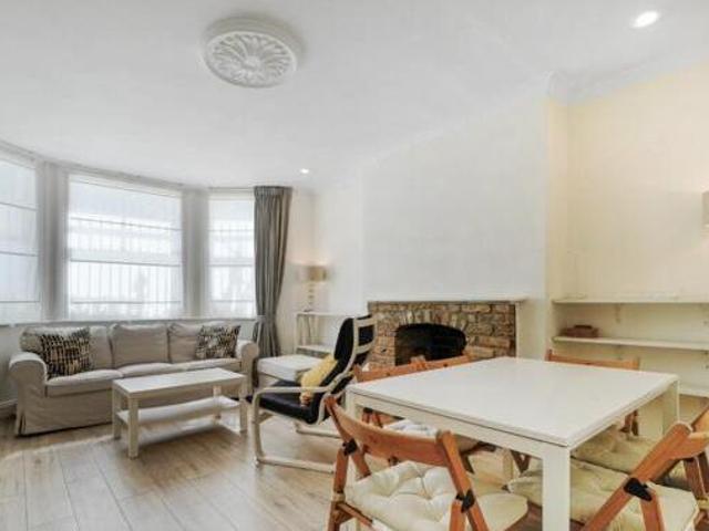 2 Bedroom Flat For Rent In London, Greater London