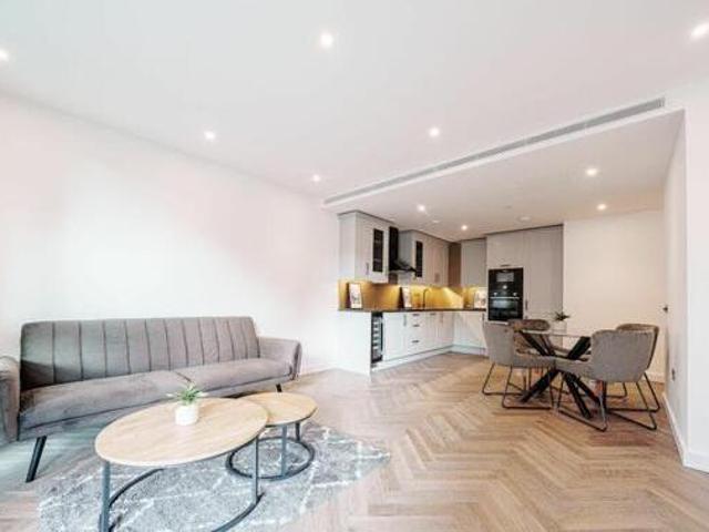 2 Bedroom Flat For Rent In London Dock, London