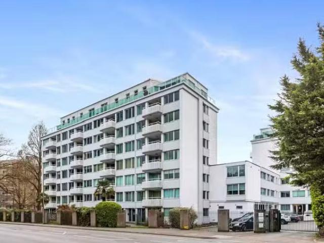 2 bedroom flat for rent in London Road, Brighton, East Susinte.