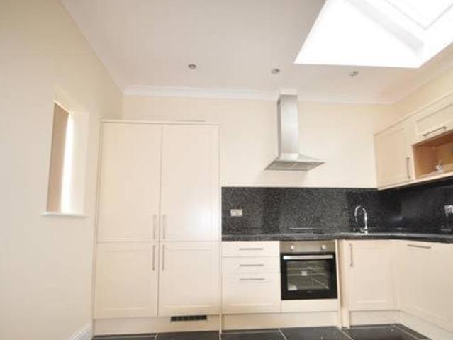 2 bedroom flat for rent in London Road Crowborough TN6