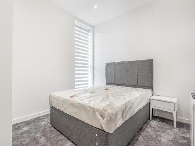 2 bedroom flat for rent in London Road, Headington, OX3