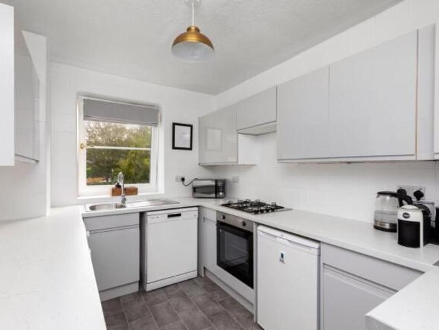 2 bedroom flat for rent in London Road, Patcham, BN1