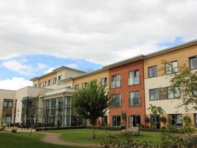 2 bedroom flat for rent in London Road ST4 5GA ST4