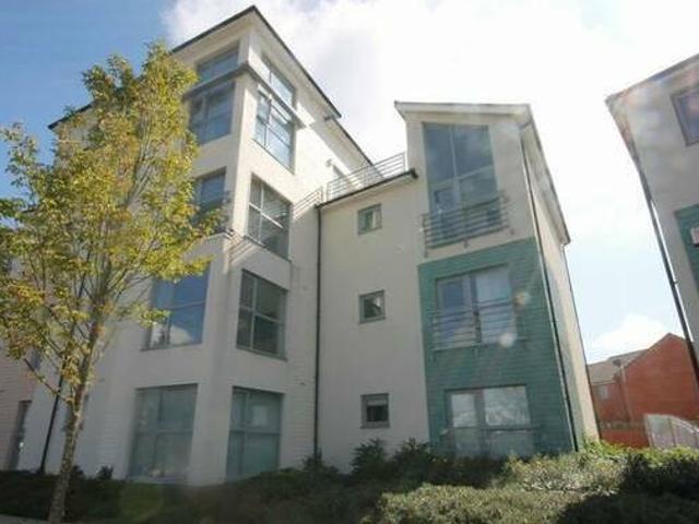 2 bedroom flat for rent in Long Down Avenue Abbeywood Bristol BS16 1FT BS16