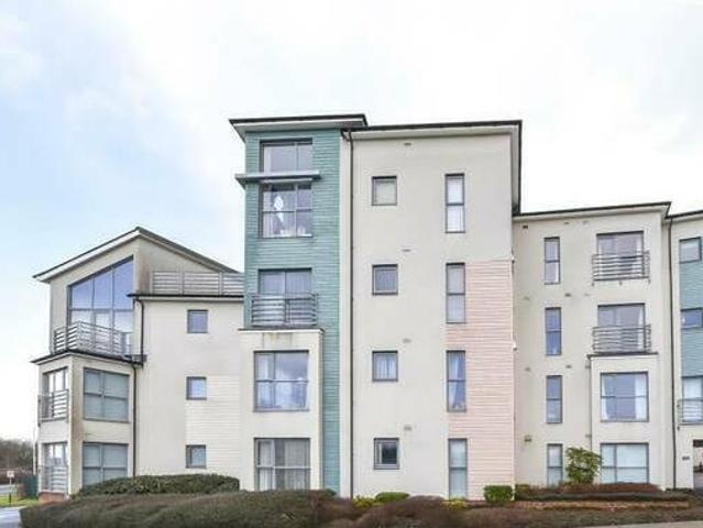 2 bedroom flat for rent in Long Down Avenue Cheswick Village BS16