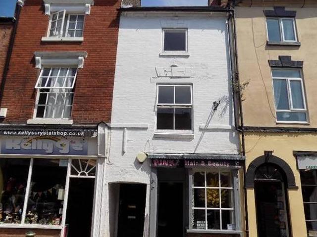 2 bedroom flat for rent in Long Street Atherstone CV9