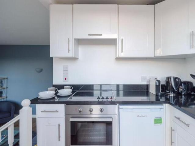 2 bedroom flat for rent in Longridge Road, Kensington, SW5