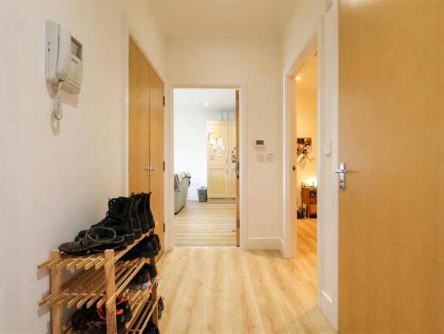 2 bedroom flat for rent in Longworth Avenue, Chesterton, Cambridge, CB4