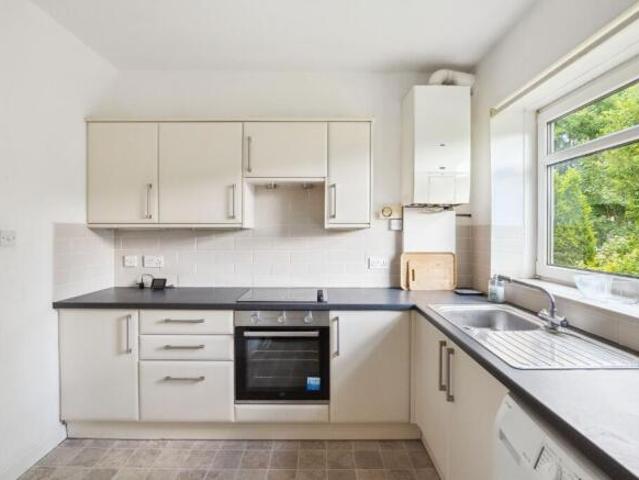 2 bedroom flat for rent in Lochlea Road, Newlands, Glasgow, G43