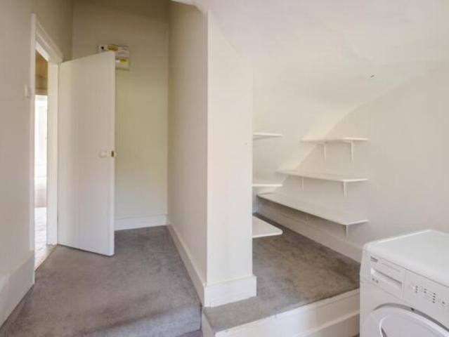 2 bedroom flat for rent in Lordship Park London N16