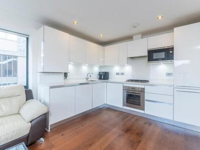 2 bedroom flat for rent in Loren Apartments, 51 Blair Street, E14