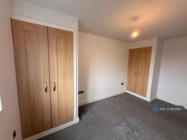 2 bedroom flat for rent in Low Road, Doncaster, DN4
