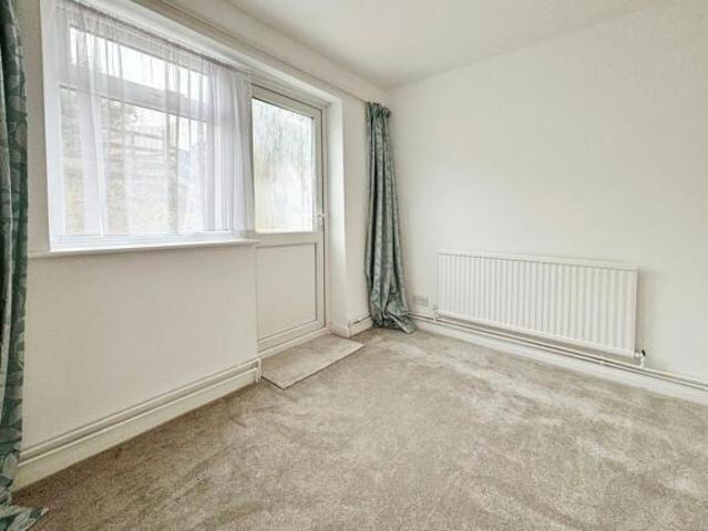 2 bedroom flat for rent in Lower Elmstone Drive, Tilehurst, RG31