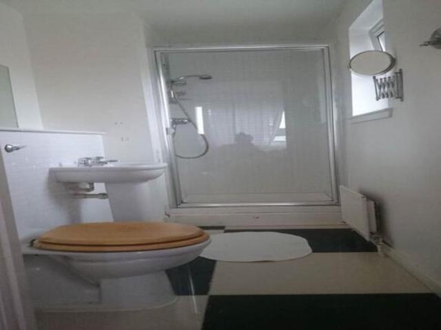 2 bedroom flat for rent in Lower Granton Road, Trinity, Edinburgh, EH5