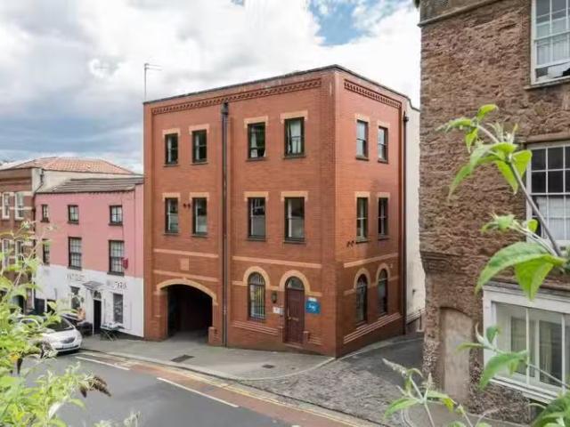 2 bedroom flat for rent in Lower Park Row City Centre, BS1