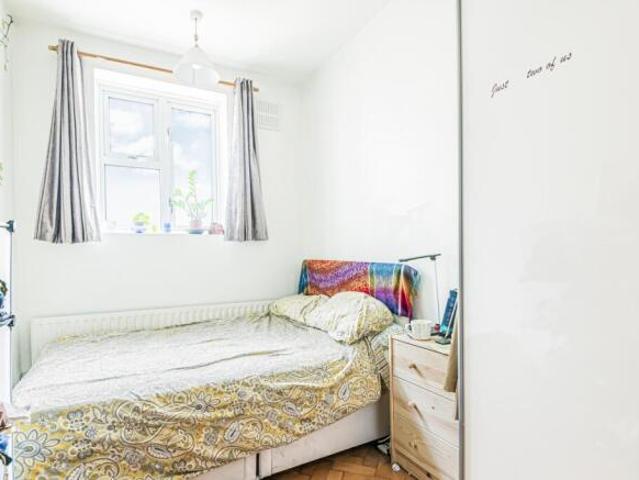 2 bedroom flat for rent in Lower Road, Surrey Quays, London, SE16