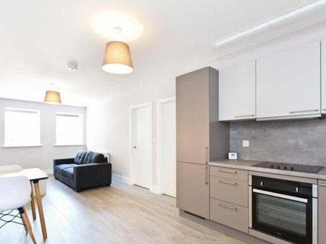 2 Bedroom Flat For Rent In Lynthorpe House