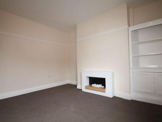 2 bedroom flat for rent in Lyndhurst Terrace, Sunderland, SR4