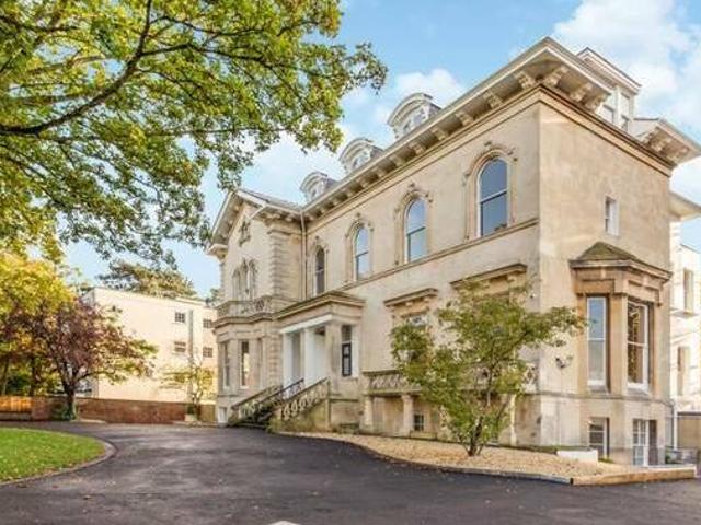 2 bedroom flat for rent in Lypiatt Road Cheltenham GL50