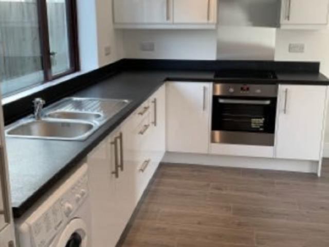 2 bedroom flat for rent in Lytton Road, Oxford, Oxfordshire, OX4