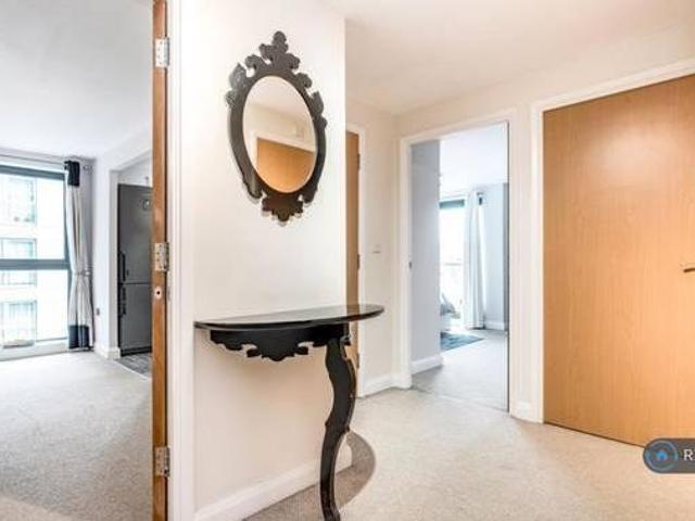 2 bedroom flat for rent in Mckenzie Court Maidstone ME14