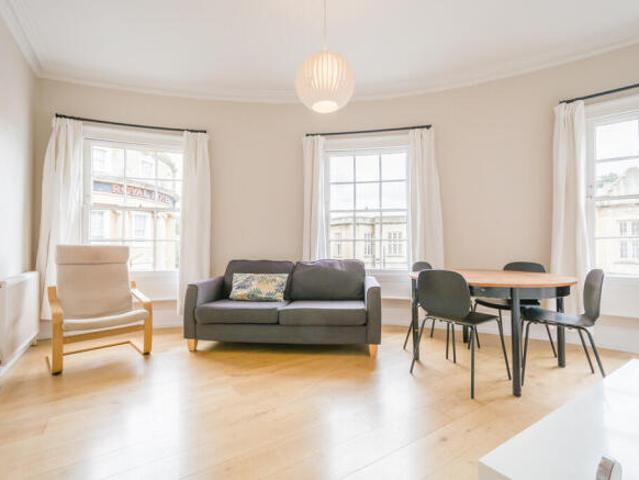 2 bedroom flat for rent in Manvers Street, Bath, BA1
