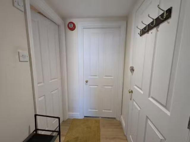 2 bedroom flat for rent in Manvers Street, City Centre, Bath.