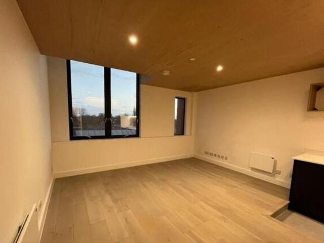 2 Bedroom Flat For Rent In Manchester, Greater Manchester