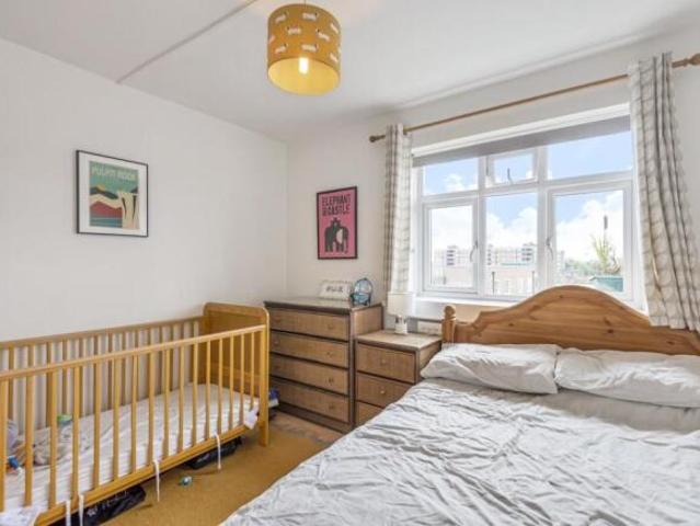 2 bedroom flat for rent in Manchester House, East Street, London, SE17