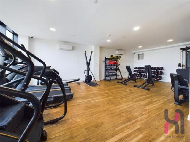 2 bedroom flat for rent in Manchester Waters, 3 Pomona Strand, Old Trafford, M16