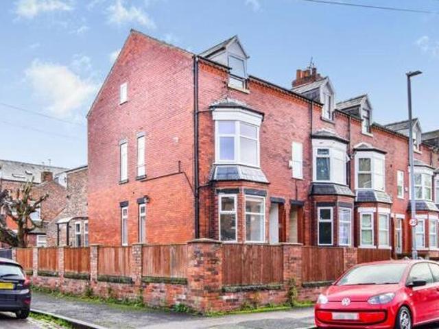 2 Bedroom Flat For Rent In Manchester